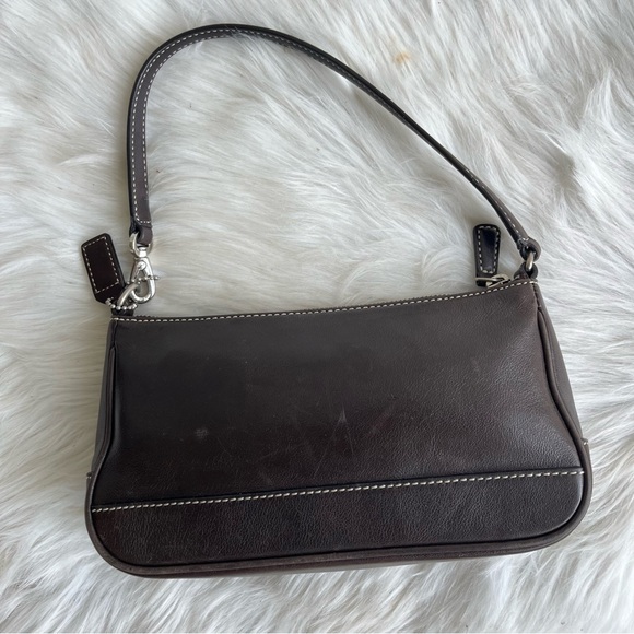 Coach | Bags | Coach Brown Leather Dark Chocolate Baguette Hampton ...